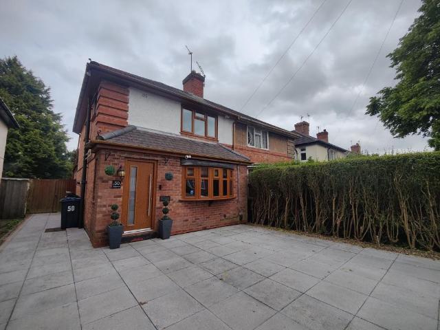 3 bedroom semi detached house to rent