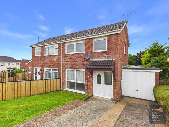 3 bedroom semi detached house to rent