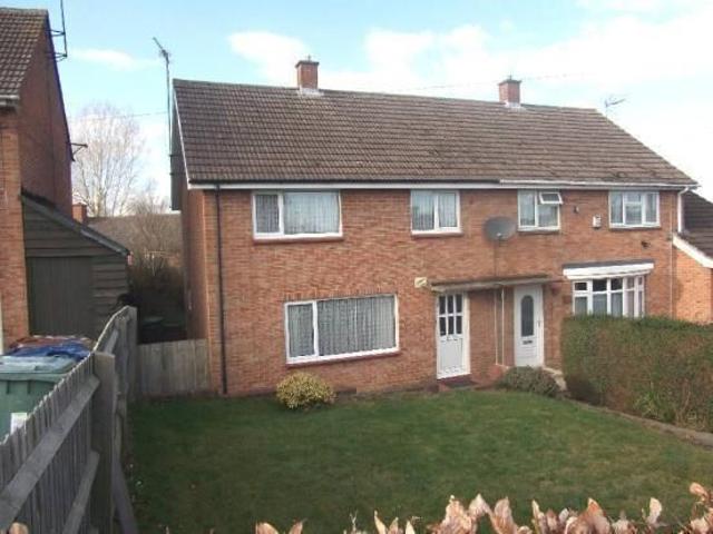 3 bedroom semi detached house to rent