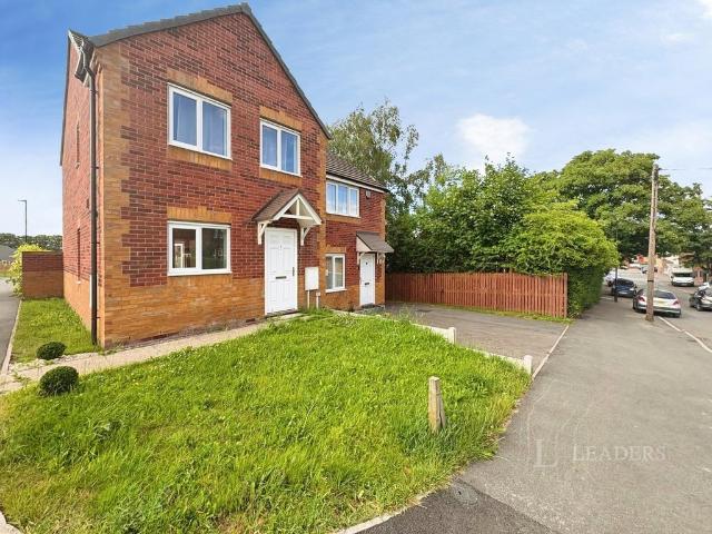 3 bedroom semi detached house to rent