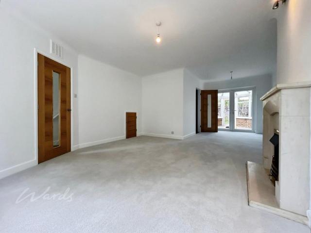 3 bedroom semi detached house to rent