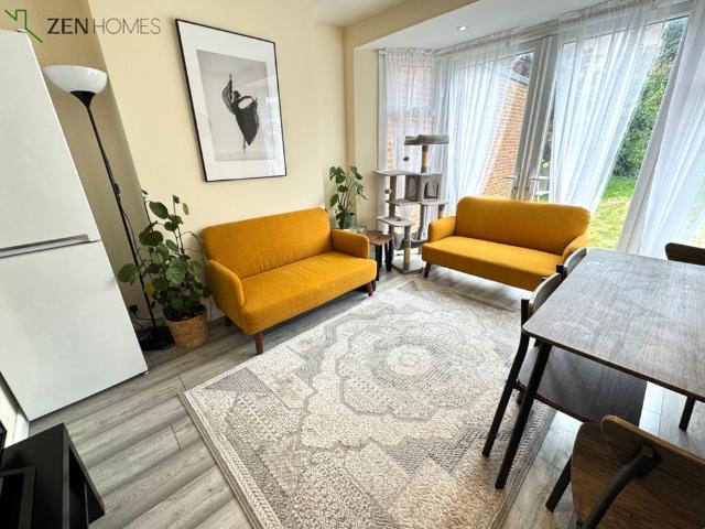 3 bedroom semi detached house to rent