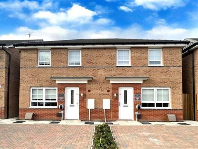 3 bedroom semi detached house to rent