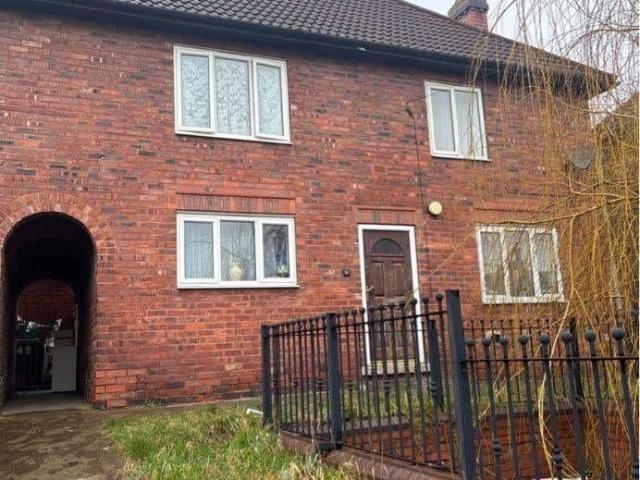 3 bedroom semi detached house to rent