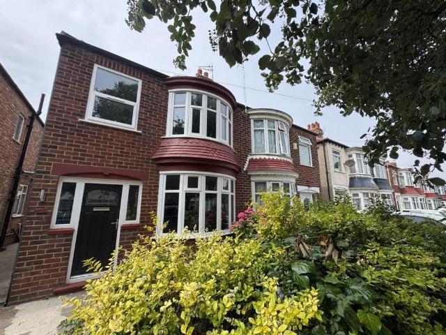 3 bedroom semi detached house to rent