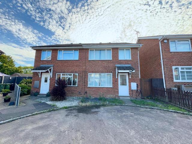 3 bedroom semi detached house to rent