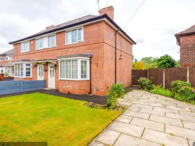 3 bedroom semi detached house to rent