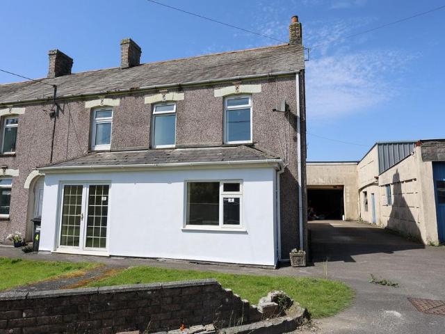 3 bedroom semi detached house to rent