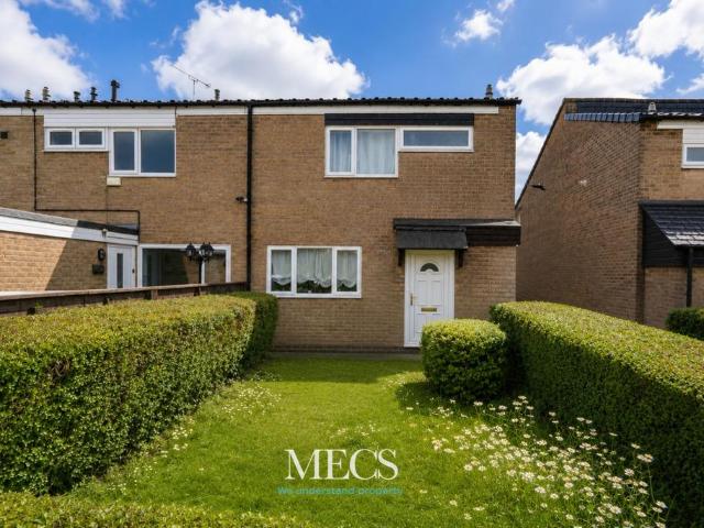 3 bedroom semi detached house to rent