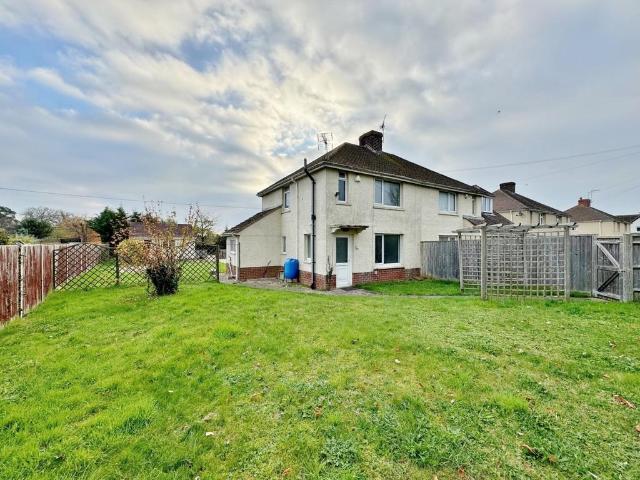 3 bedroom semi detached house to rent