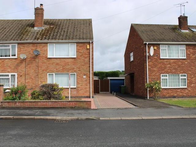 3 bedroom semi detached house to rent