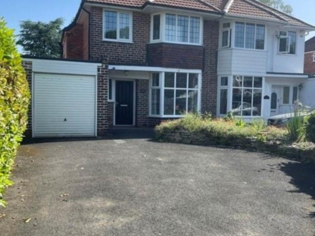 3 bedroom semi detached house to rent