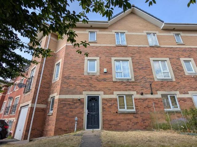 3 bedroom semi detached house to rent