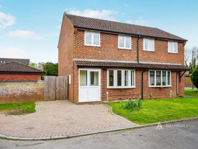 3 bedroom semi detached house to rent