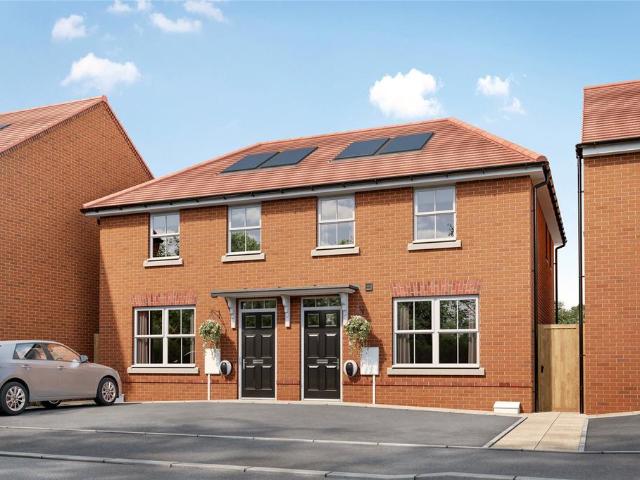 3 bedroom semi detached house to rent