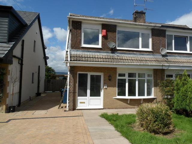 3 bedroom semi detached house to rent