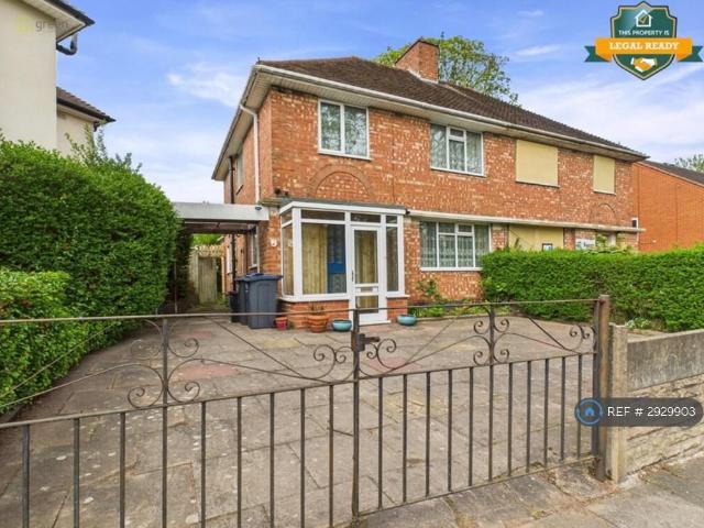 3 bedroom semi detached house to rent