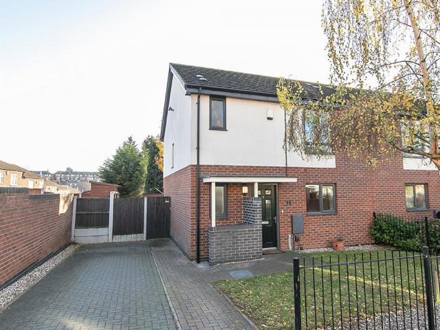 3 bedroom Semi detached house to rent