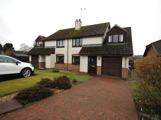 3 bedroom semi detached house to rent
