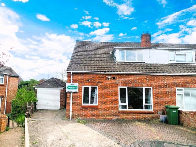 3 bedroom semi detached house to rent