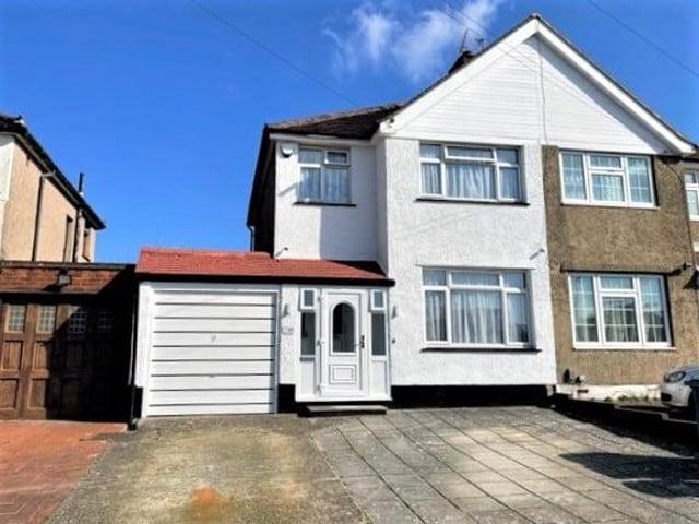 3 bedroom semi detached house to rent