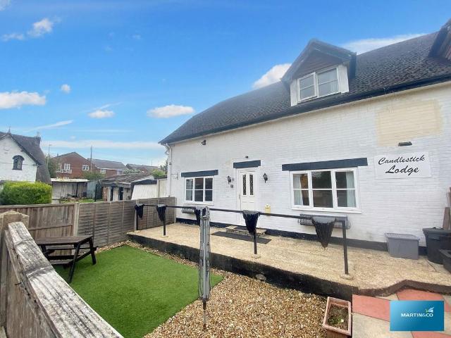 3 bedroom semi detached house to rent
