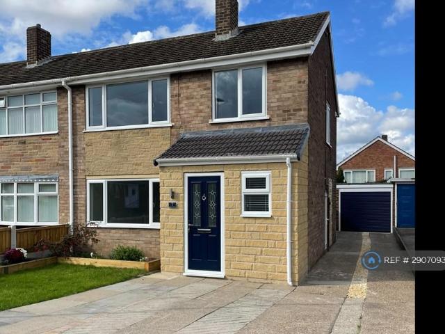 3 bedroom semi detached house to rent
