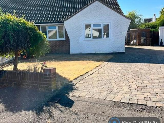 3 bedroom semi detached house to rent