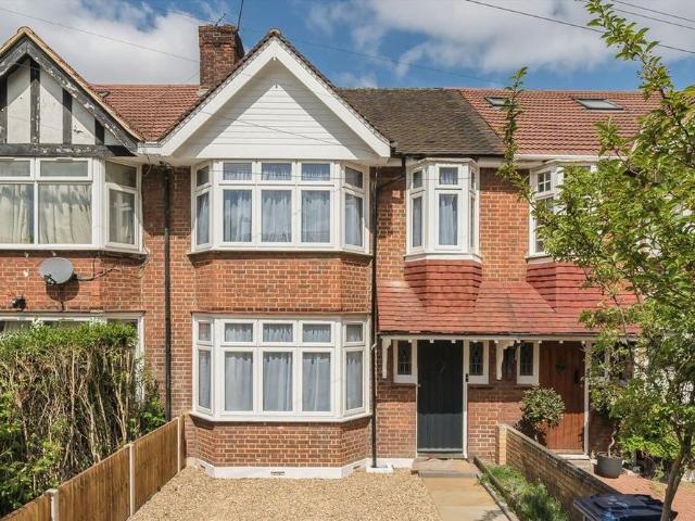 3 bedroom semi detached house to rent