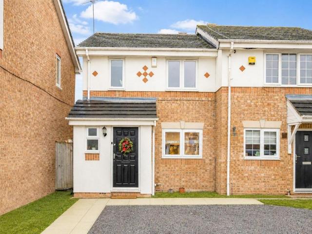 3 bedroom semi detached house to rent