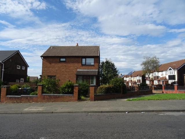 3 bedroom semi detached house to rent