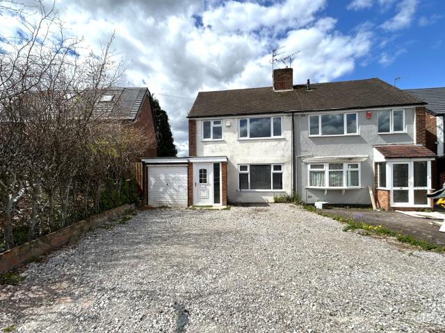 3 bedroom semi detached house to rent
