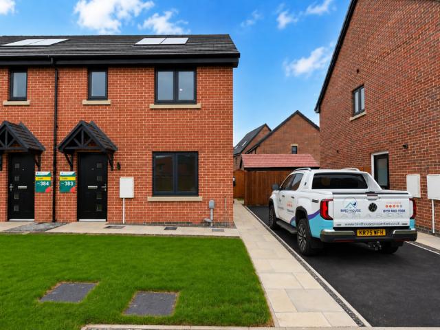 3 bedroom semi detached house to rent