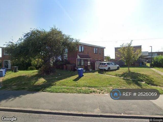3 bedroom semi detached house to rent