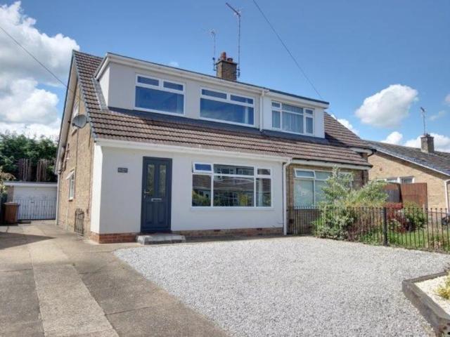 3 bedroom semi detached house to rent