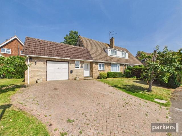 3 bedroom semi detached house to rent