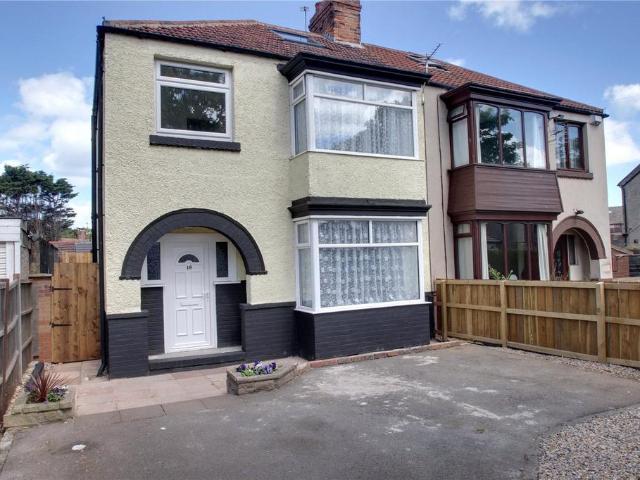 3 bedroom semi detached house to rent