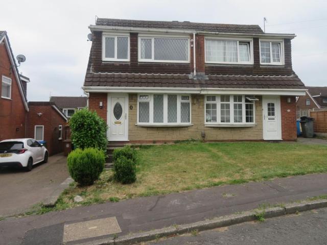 3 bedroom semi detached house to rent
