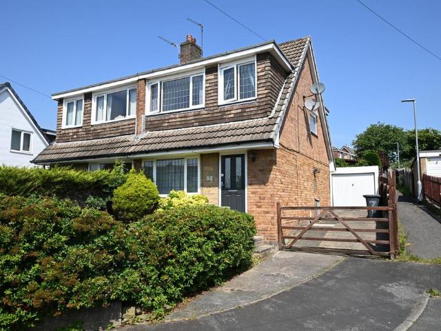 3 bedroom semi detached house to rent