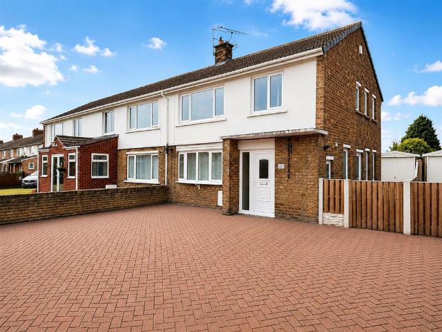 3 bedroom semi detached house to rent