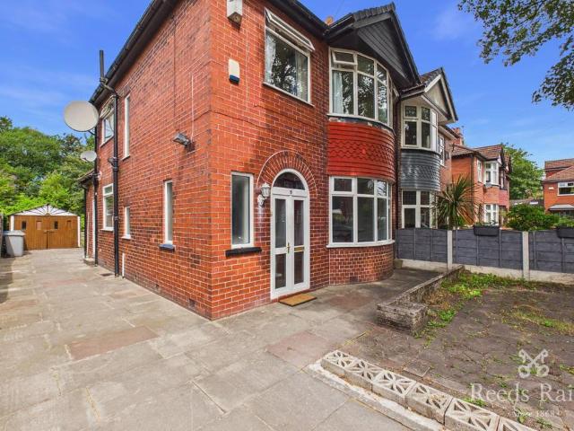 3 bedroom semi detached house to rent