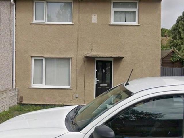 3 bedroom semi detached house to rent