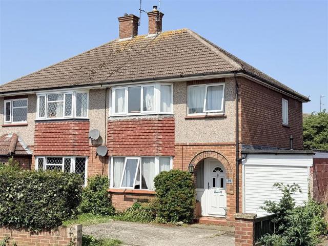 3 bedroom semi detached house to rent