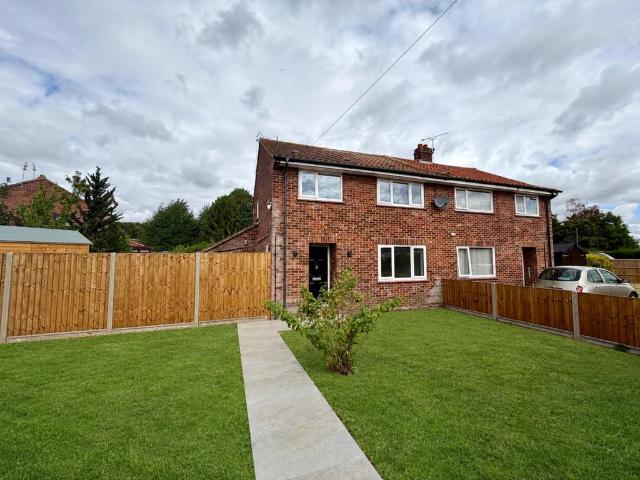 3 bedroom semi detached house to rent