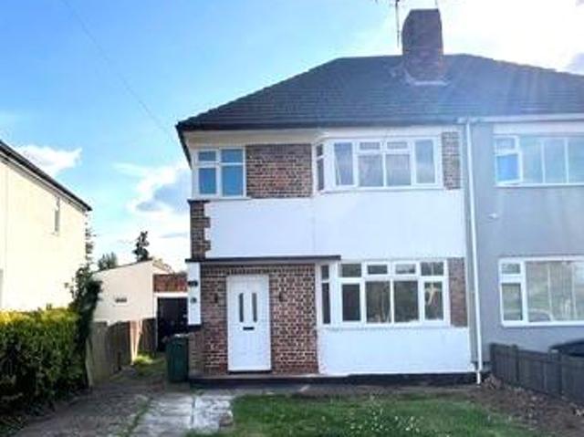 3 bedroom semi detached house to rent