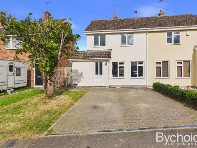 3 bedroom semi detached house for sale