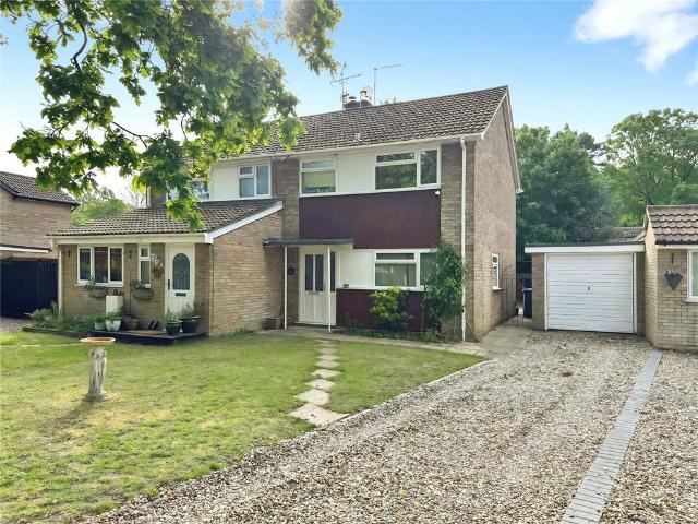 3 bedroom semi detached house for sale