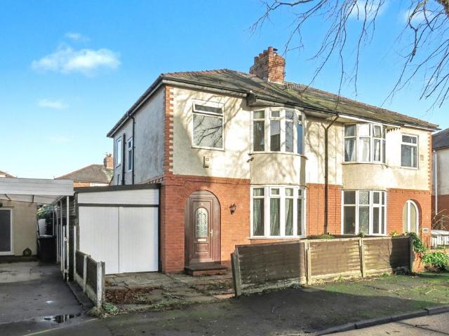 3 bedroom semi detached house for sale