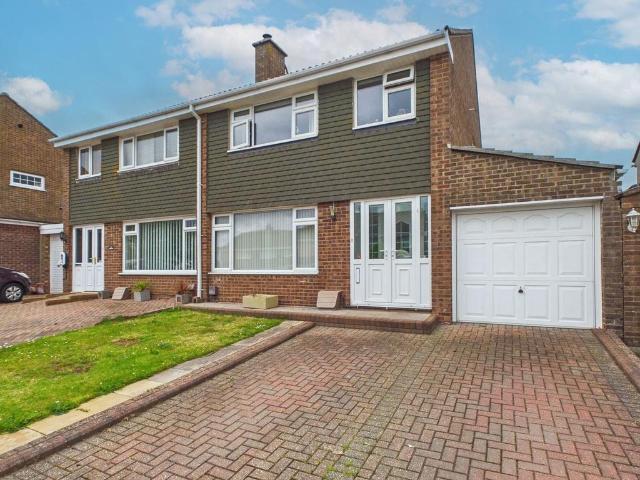 3 bedroom semi detached house for sale