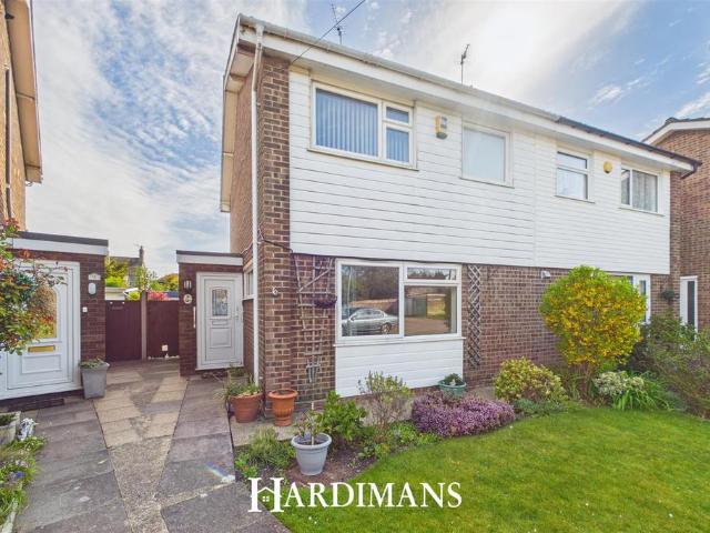3 bedroom semi detached house for sale